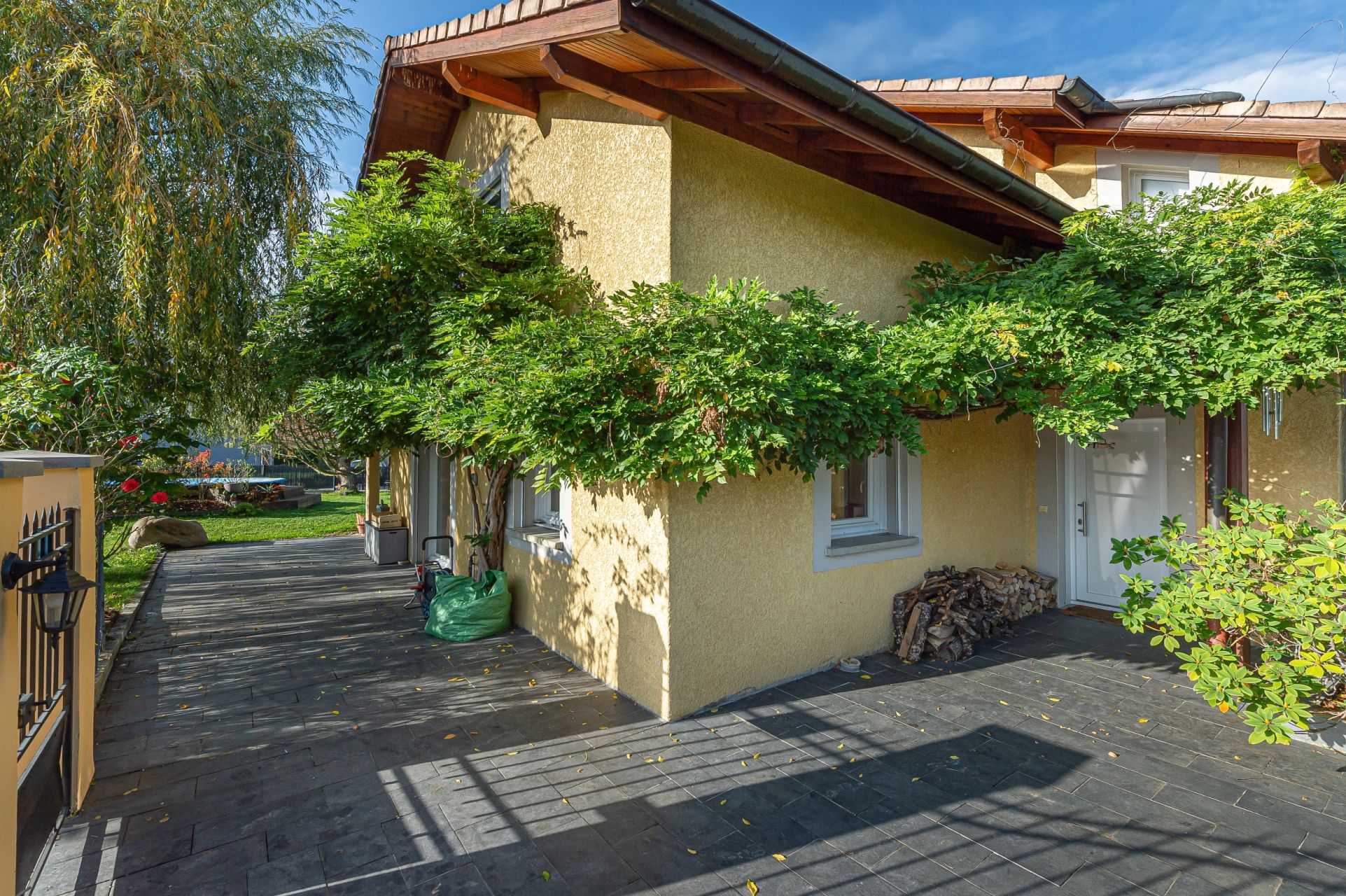 Vente Maison Messery 8 Pièces 173 m² - Evian Sotheby's International Realty